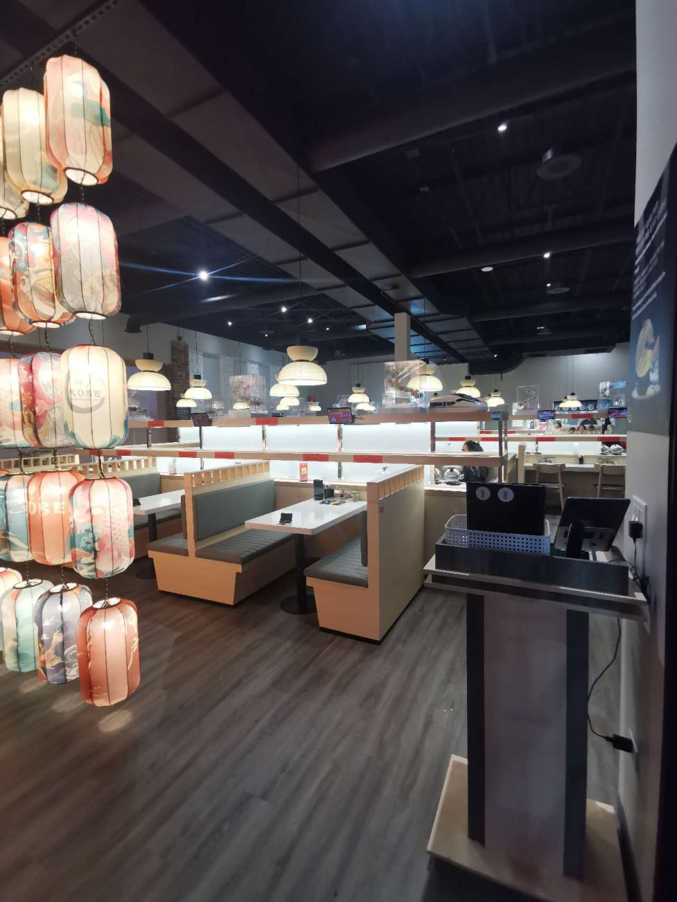 Home - Kobe Revolving Sushi Bar