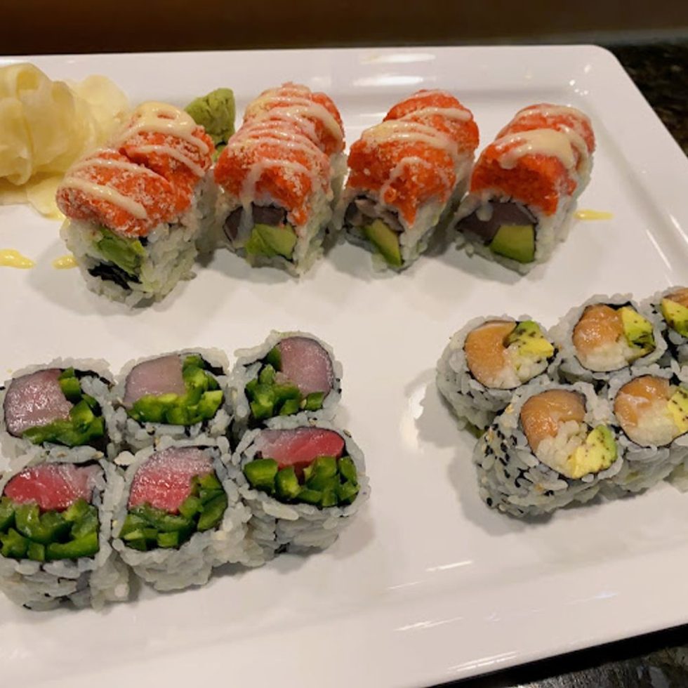 Kuwa Sushi - Japanese Restaurant | Online Order | Fox River Grove｜IL