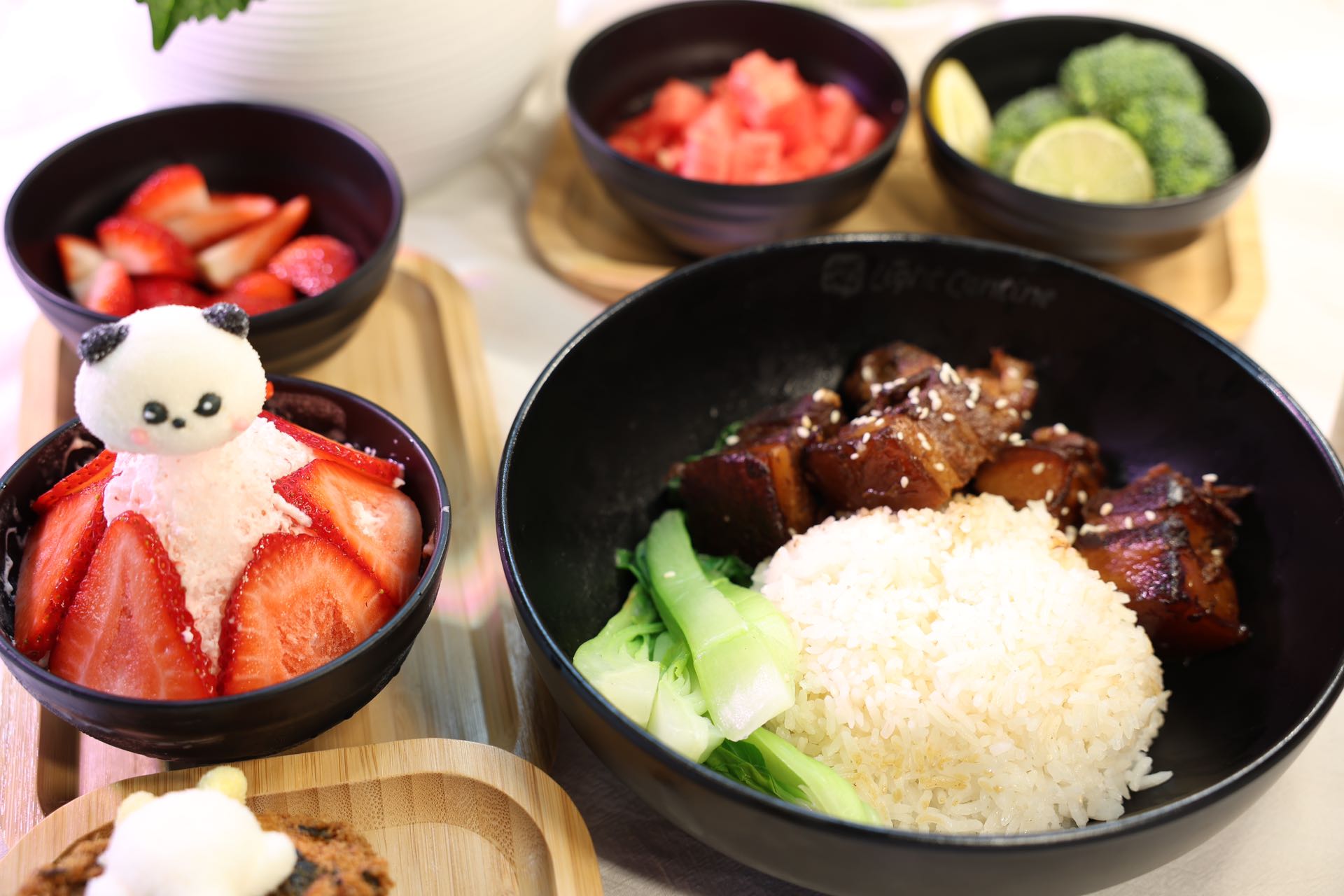 Home - Light Cantine