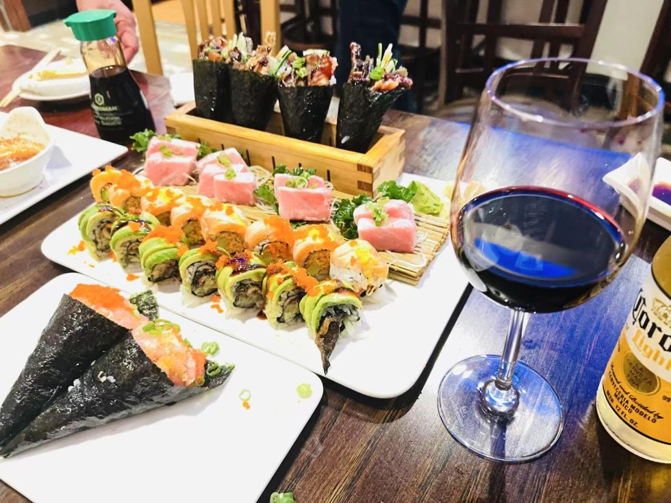 Home - Mino Sushi & Ramen