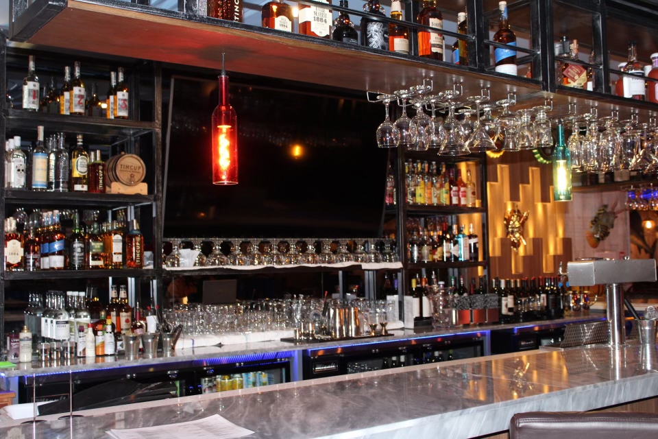 Pier 8 - Seafood Restaurant | Online Order | Arvada | CO