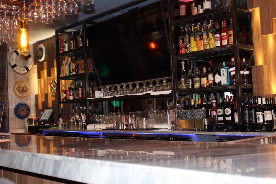 Pier 8 - Seafood Restaurant | Online Order | Arvada | CO