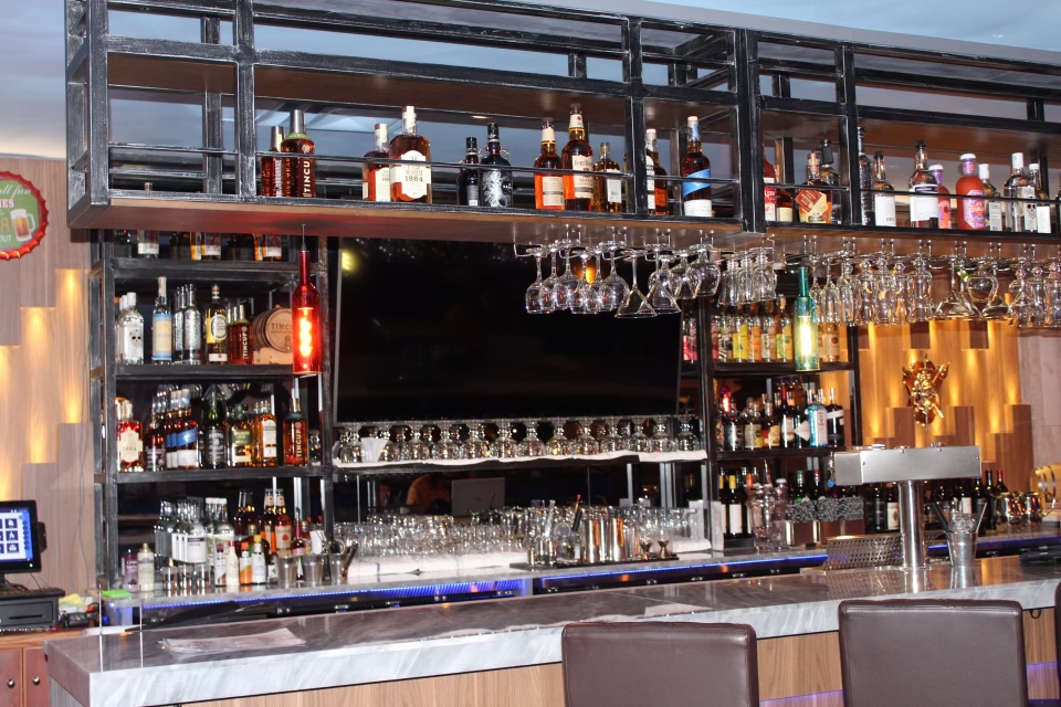 Pier 8 - Seafood Restaurant | Online Order | Arvada | CO