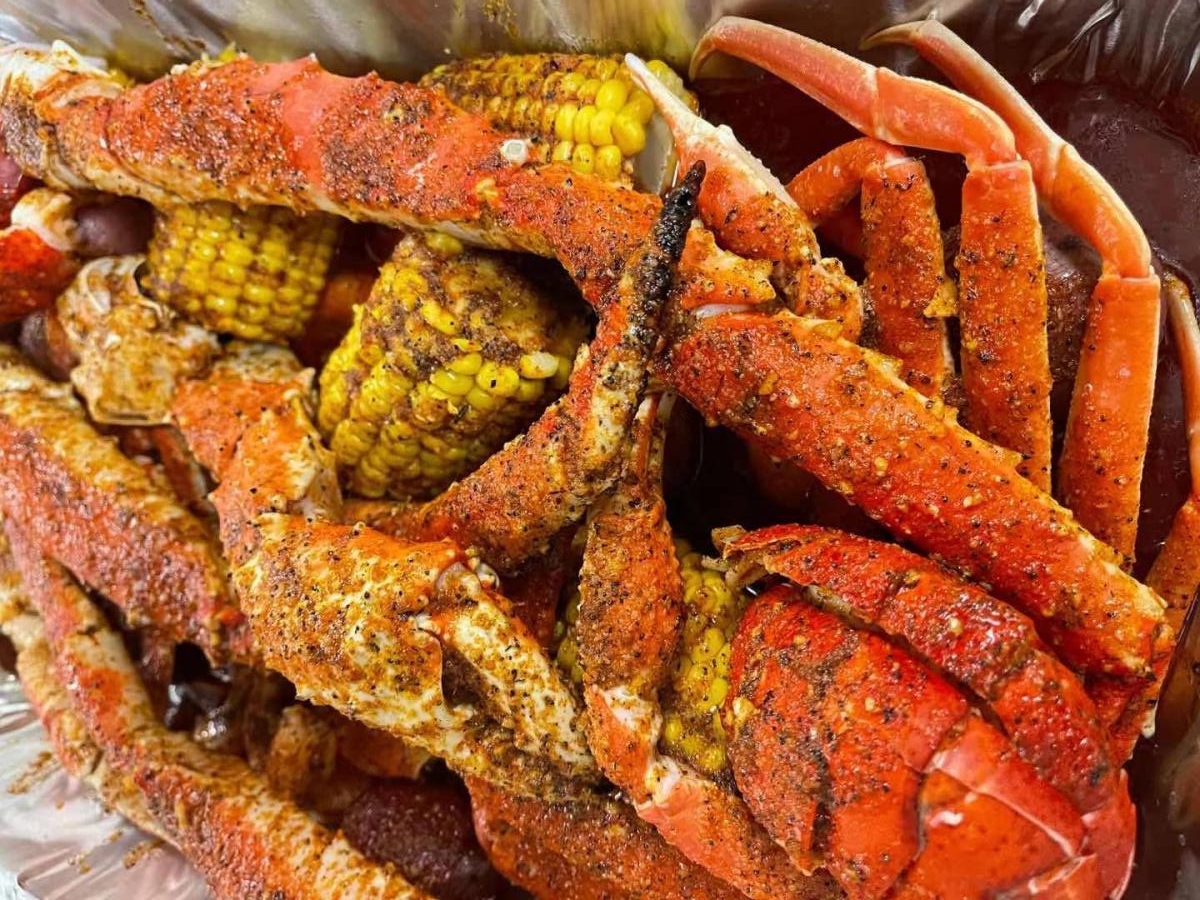 The Mighty Crab - Seafood Restaurant｜Online Order｜Little Rock｜AR